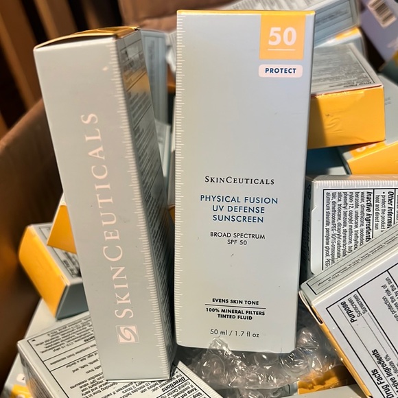 SkinCeuticals | Skincare | Skinceuticals Physical Fusion Sunscreen Spf ...